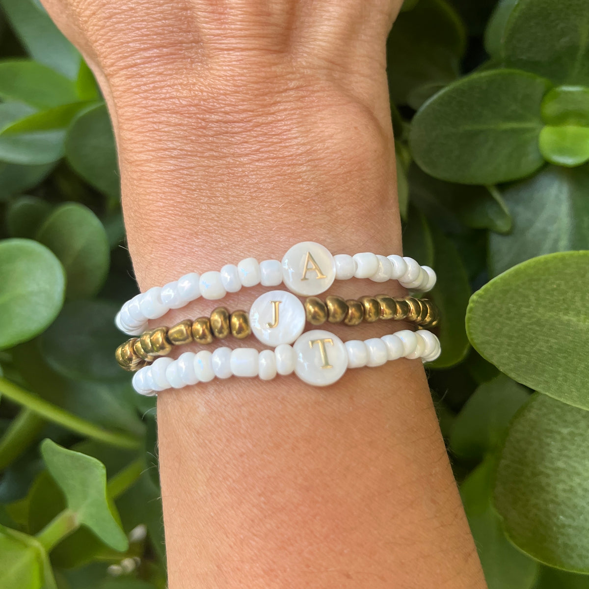 Shell Initial Bracelet (New Letters) – Lunareign
